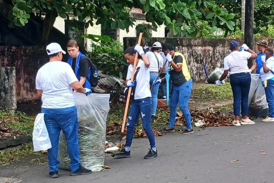 Piden sanción a los 'cochinos'; siguen las jornadas de limpieza en Colón | Día a Día
